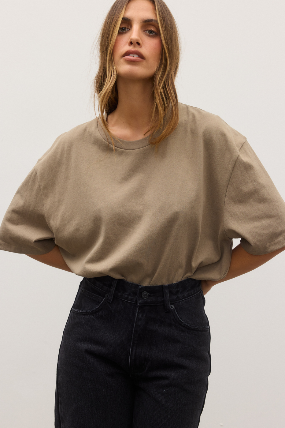JONAS BOYFRIEND TEE - MILITARY – Bayse Brand