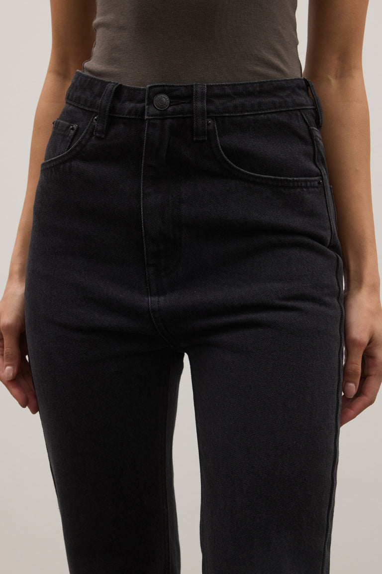 TILLY BOOTLEG JEAN - BACKSTAGE BLACK – Bayse Brand