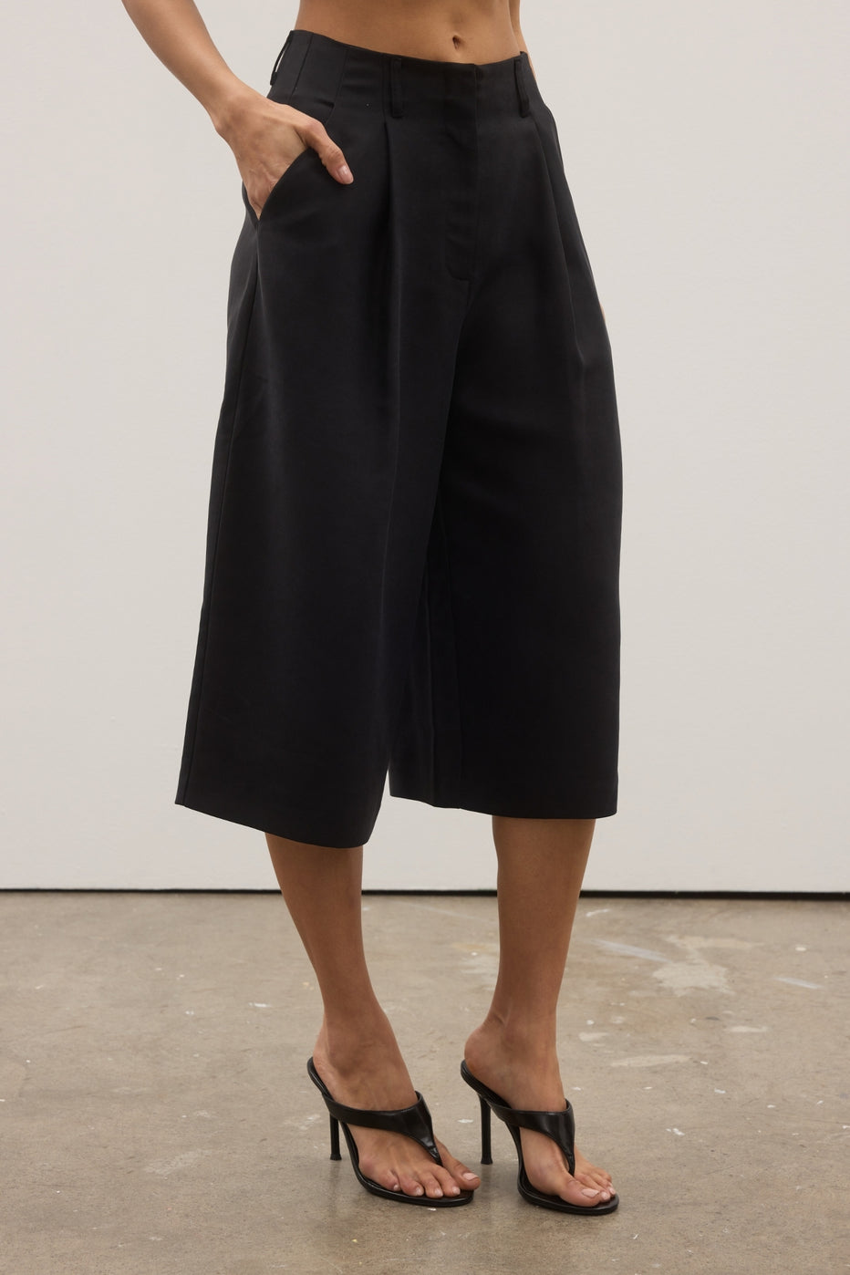 ALEX SHORT - BLACK – Bayse Brand