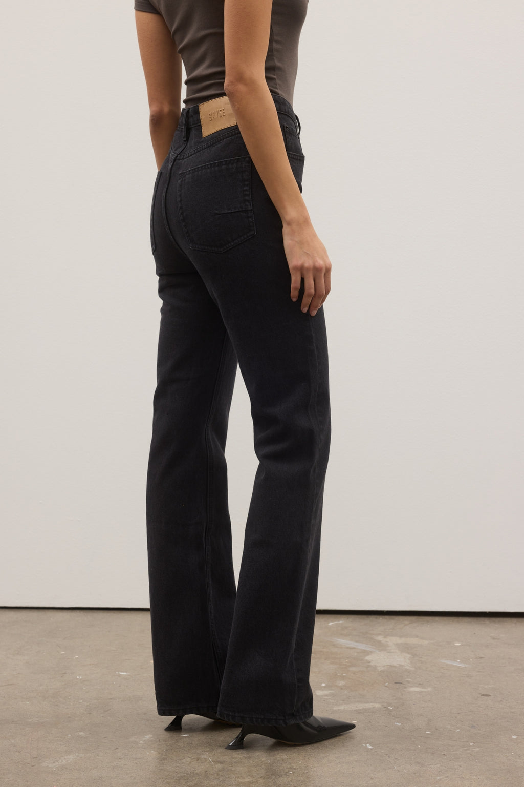 TILLY BOOTLEG JEAN - BACKSTAGE BLACK – Bayse Brand